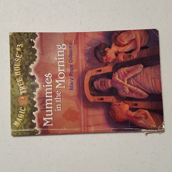 Mary Pope Osborne | Accents | Magic Tree House 3 Mummies In The Morning ...
